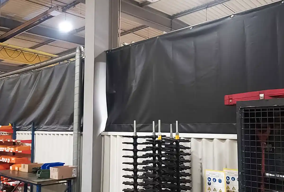 Housse de protection pour les machines industrielles - Sofareb